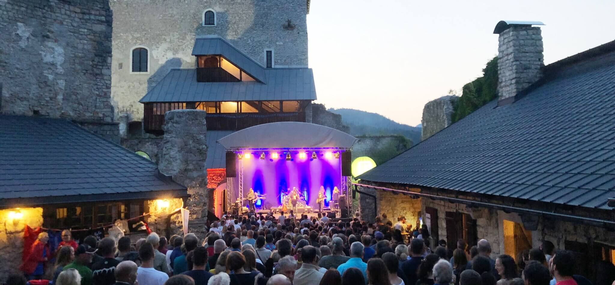 Tiroler Festspiele Erl 2025 - Tickets & Kultur-Packages sichern!